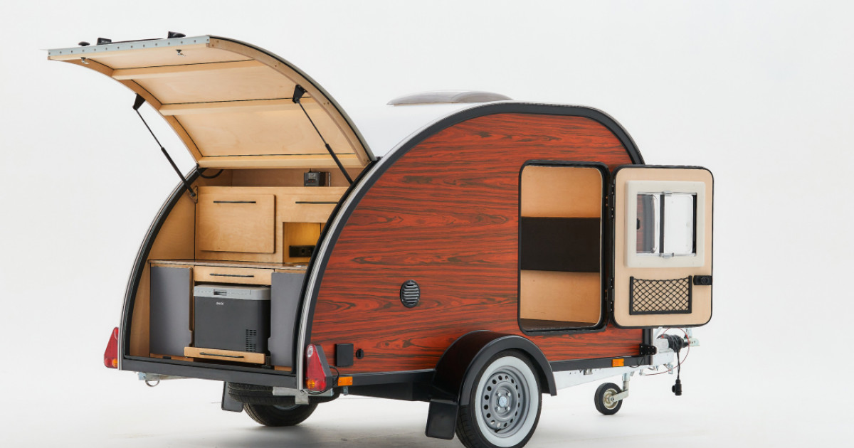 Kulba Woody – Lätt och stilren mini husvagn